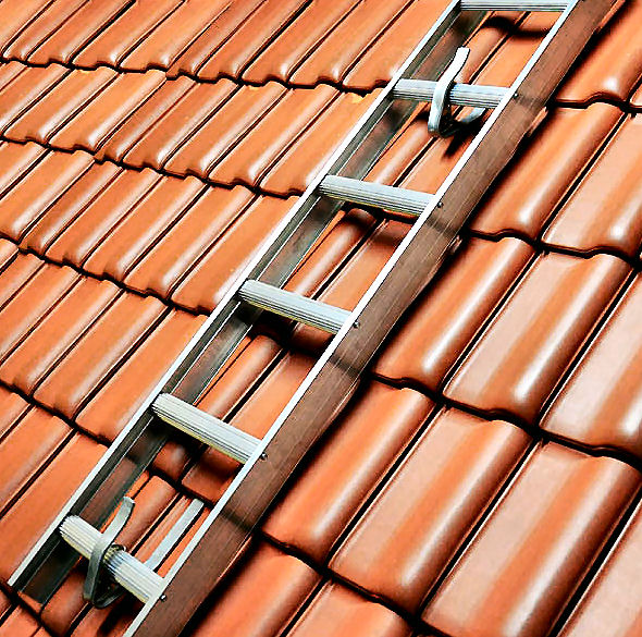 Dachleitern für sichere Dacharbeiten ⋆ Heimwerker Tipps